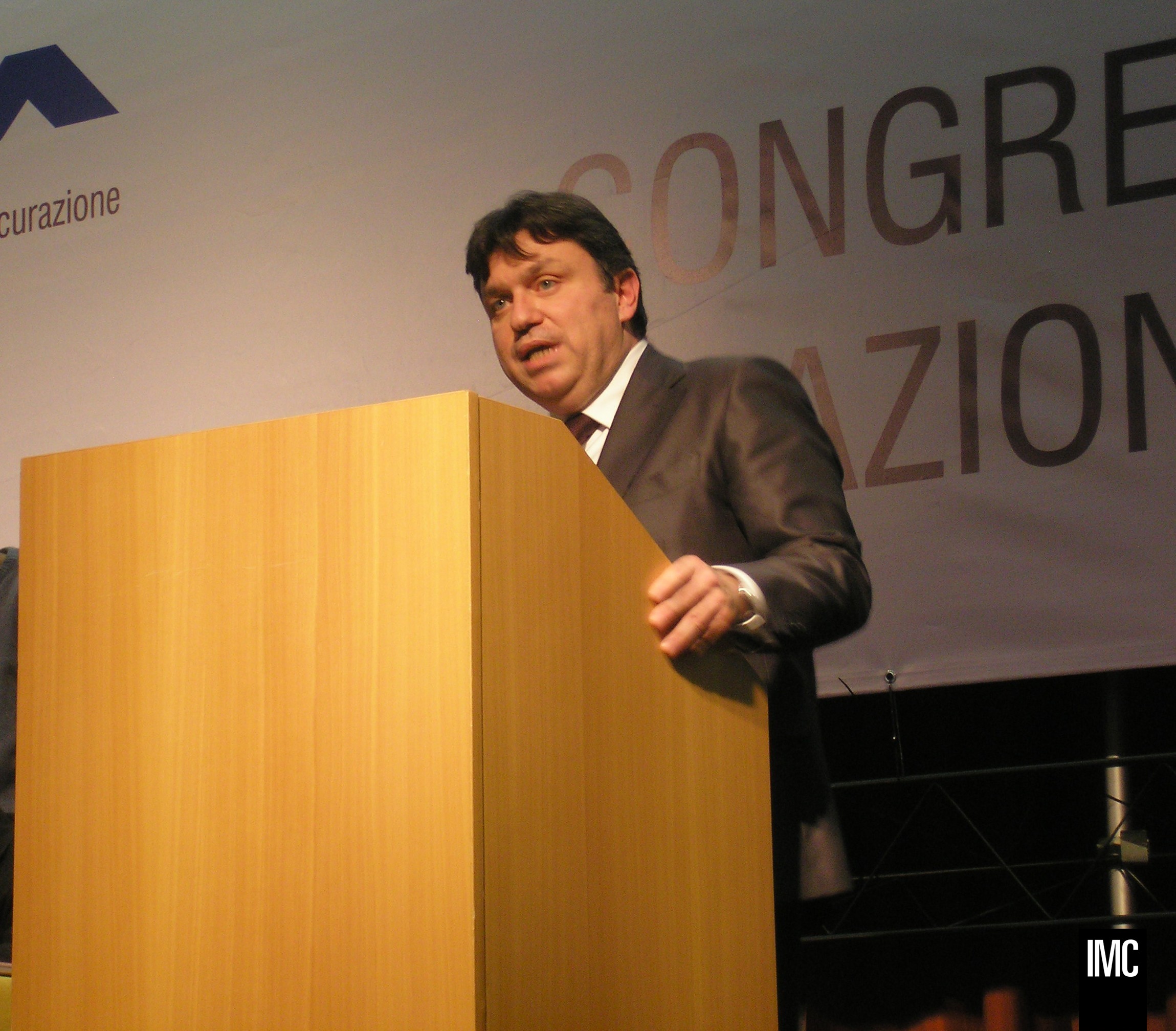 Generali, agenti Toro riuniti in società - Intermedia Channel